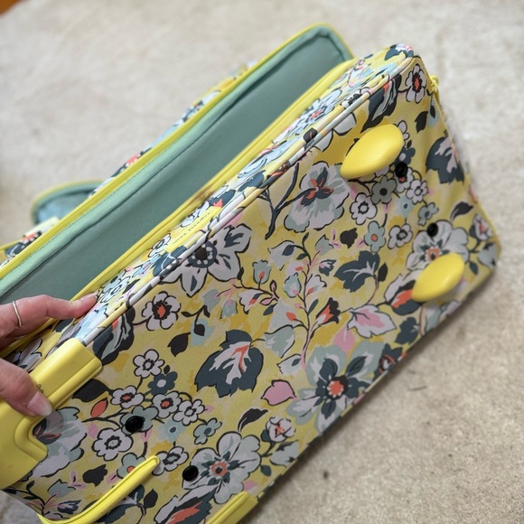 Vera Bradley | Bags | Adair Rolling Duffel Bag Sunny Garden Yellow ...